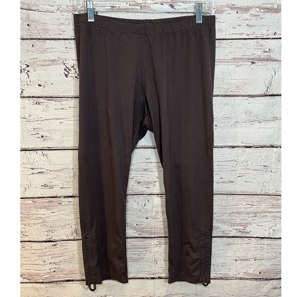 neon buddha | Pants & Jumpsuits | Neon Buddha Gray Cropped Leggings ...